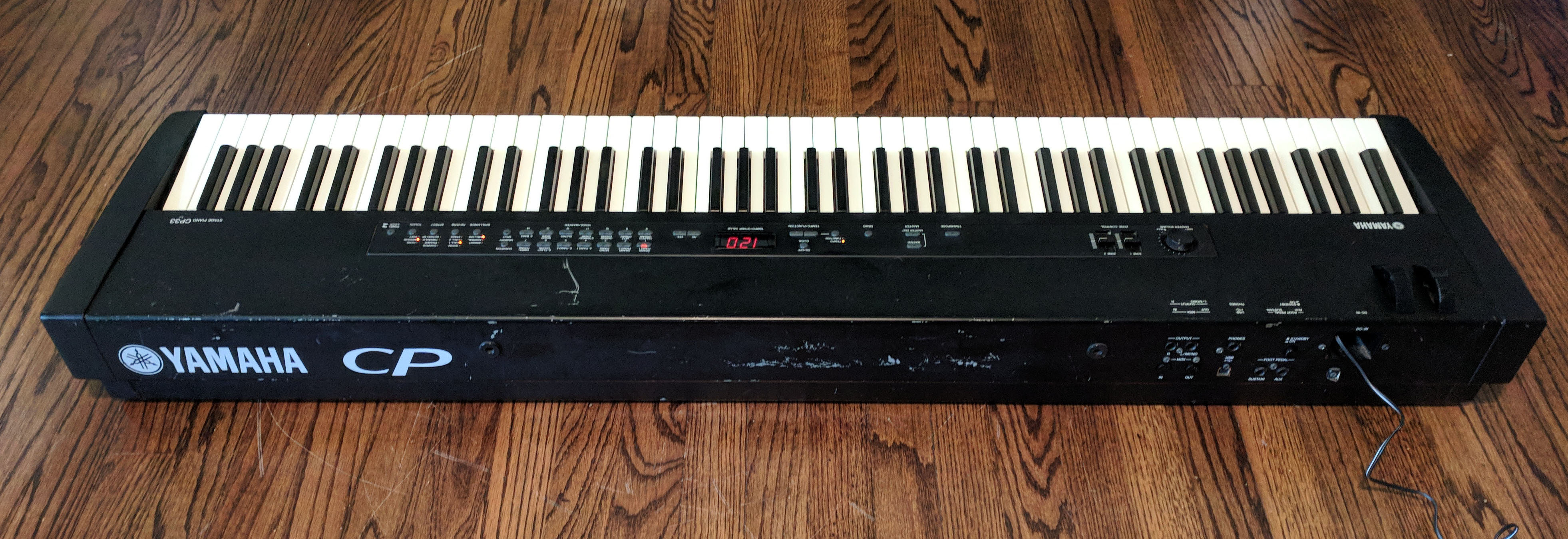 Yamaha CP-33 photo gallery - Syntaur