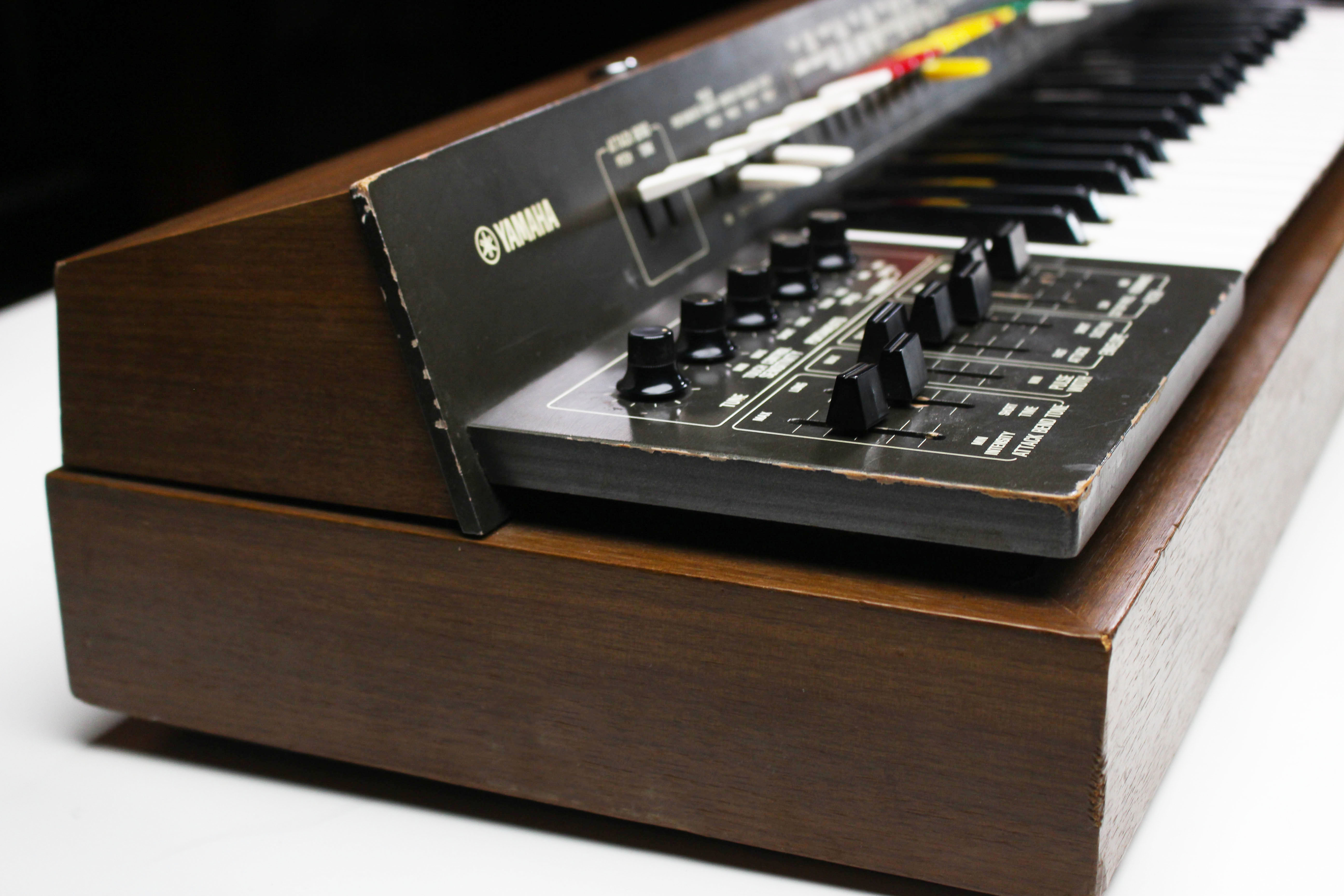 Yamaha SY1 photo gallery - Syntaur