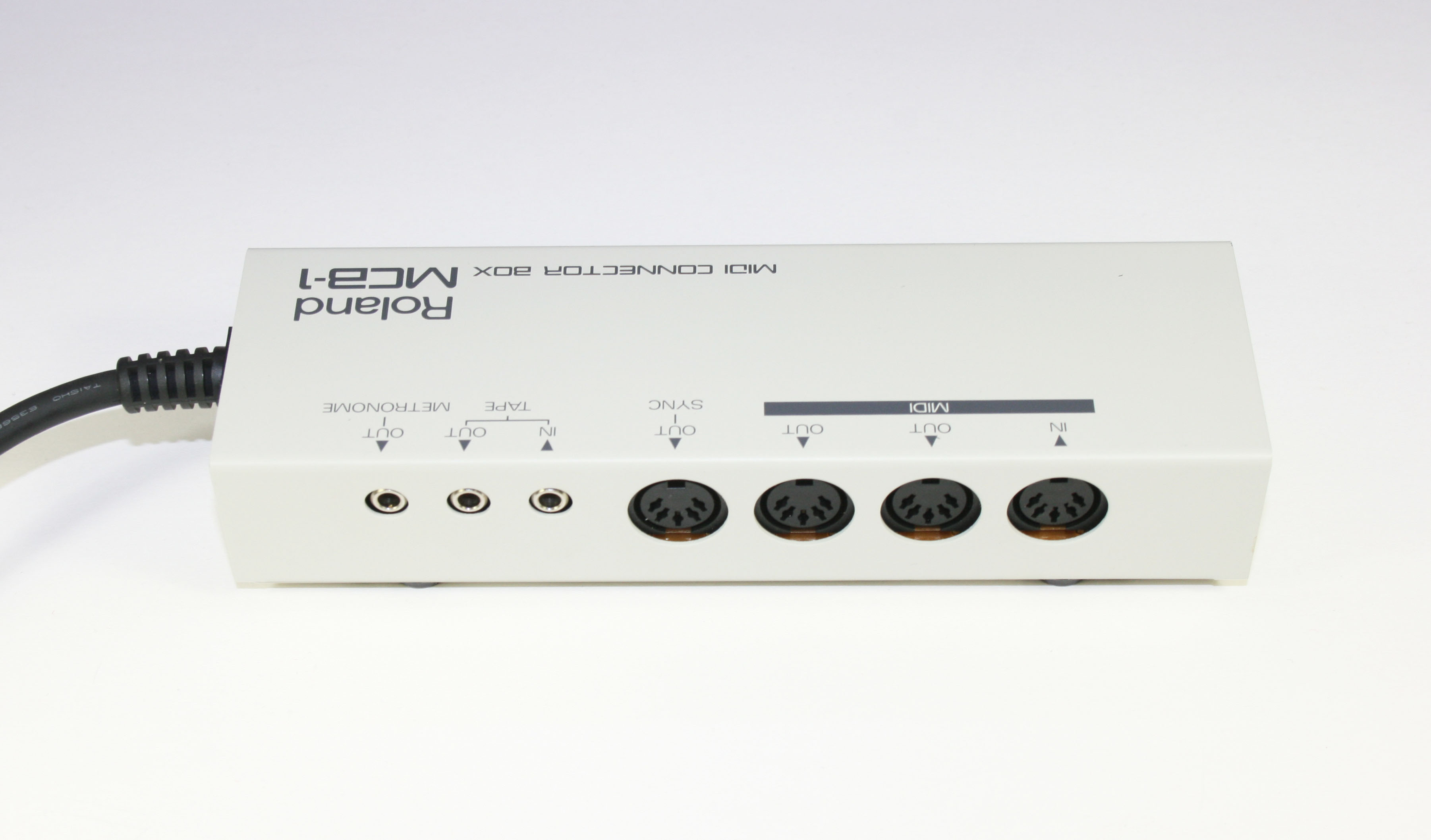 Roland MCB-1 MIDI Connector Box - Syntaur